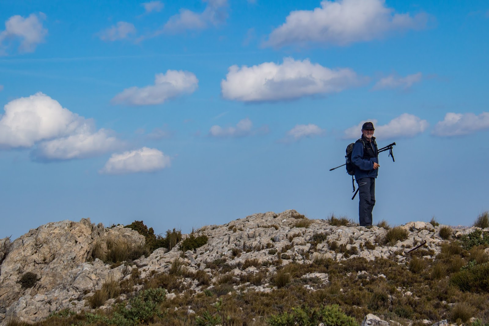 EL MADALLAR, EL PENYÓ ROC Y EL PENYÓ MULERO, DESDE LA FONT DEL PI.