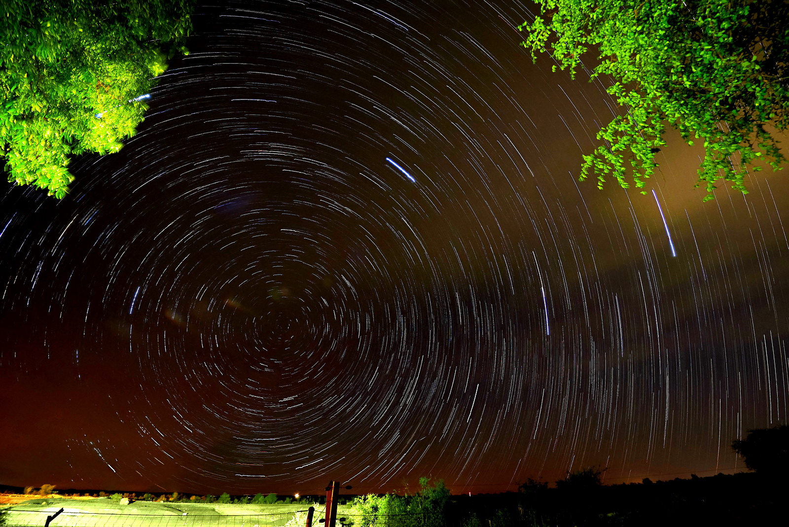 ROBIN WONG : Shooting Star Trail With Olympus Live Composite