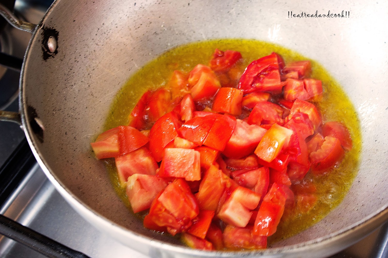 Tomato Posto / Tomatoes in a Poppy Seeds Paste Curry