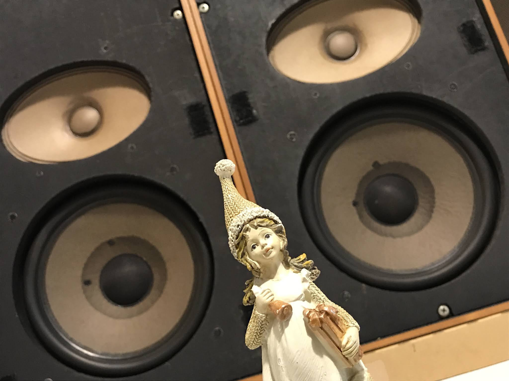 Infrequent Sound [sex.tex] technology: Saba hi-fi Box 820F, 2-way ...