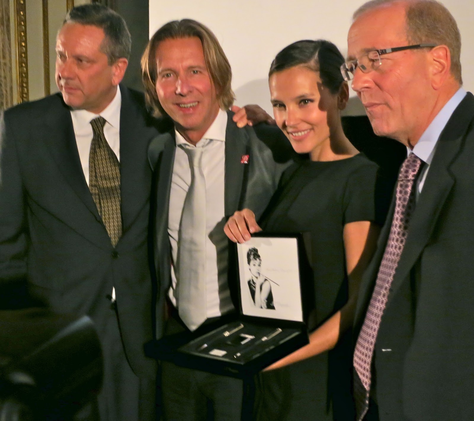 INTERNATIONAL LUXURY CONSULTING: S.T DUPONT ALAIN CREVET CEO , ANNE De ...