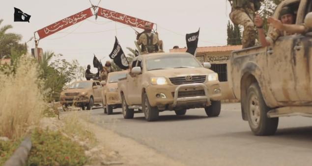 Toyota, U.S. clueless about how ISIS got hundreds of brand new pickup ...