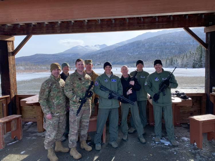 Historia y tecnología militar: Carabinas GAU-5 para los pilotos de F-22