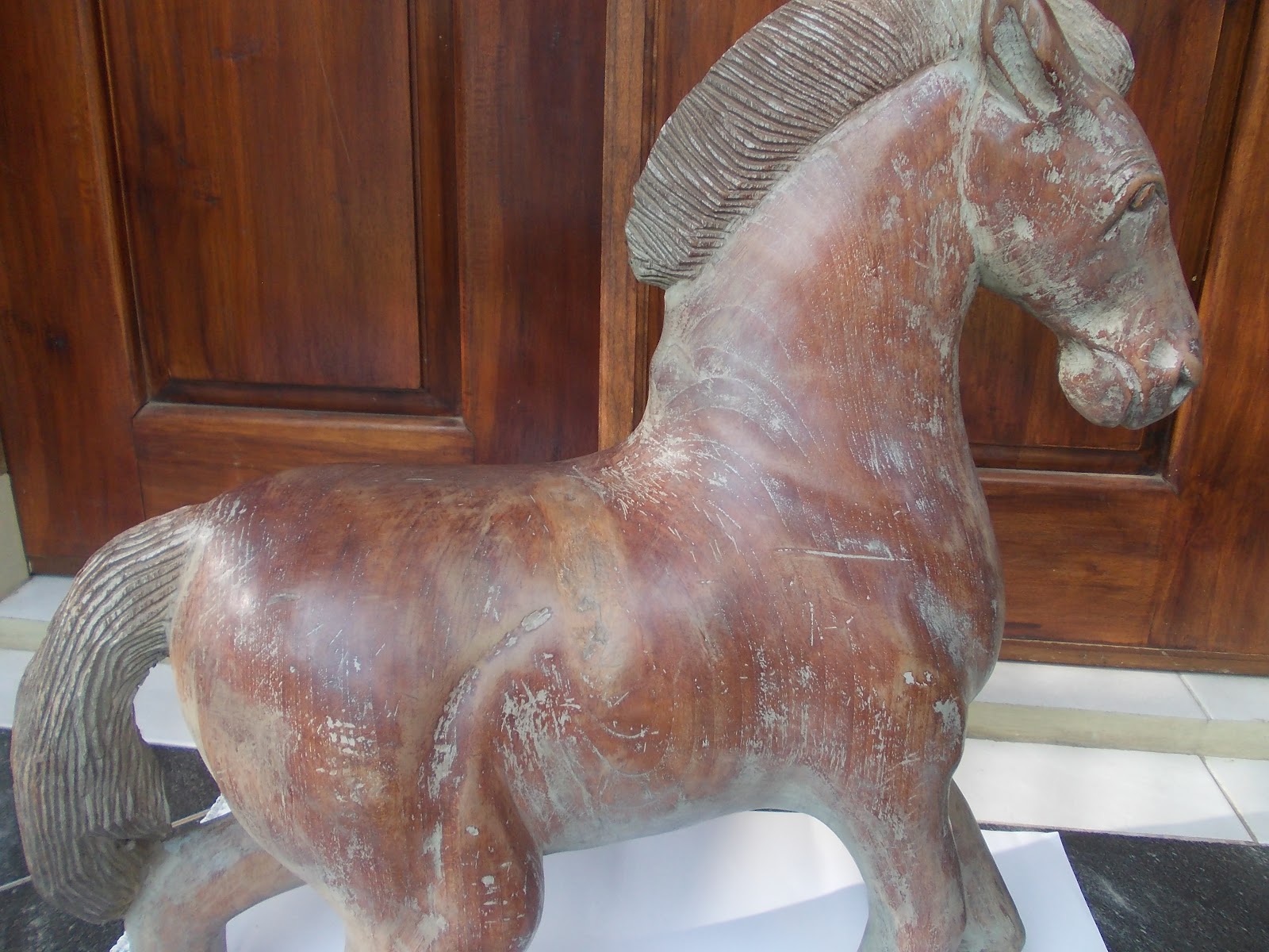 kiniantik: Patung Kuda Kayu Utuh Tua