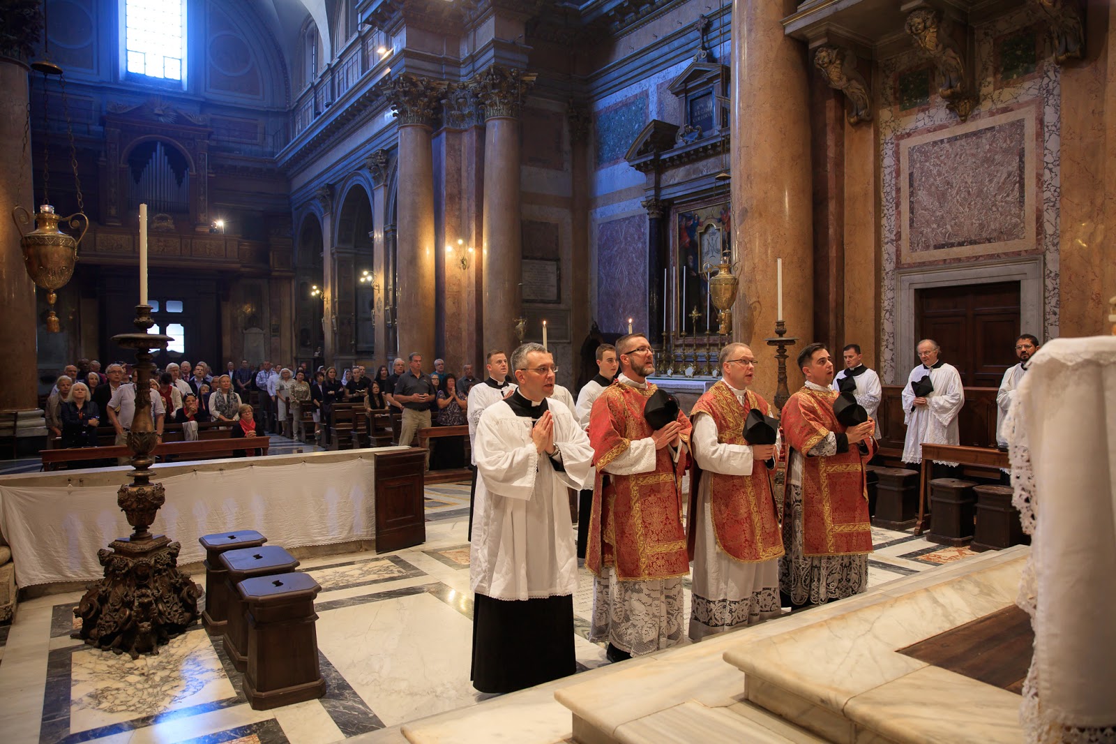 New Liturgical Movement: FSSP Anniversary Celebrations in Rome and Mexico