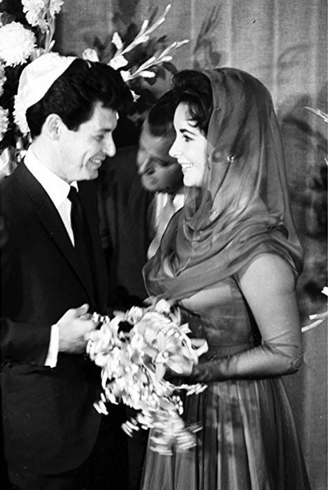 Vintage Photos of Eddie Fisher and Elizabeth Taylor on Their Wedding ...