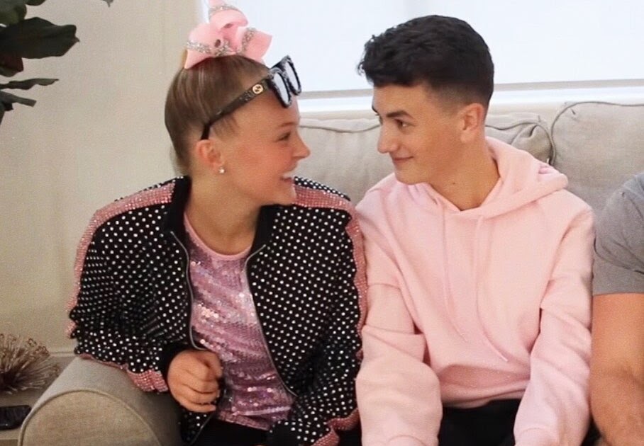 JoJo Siwa - Boyfriend | Net Worth | Family | House Tour