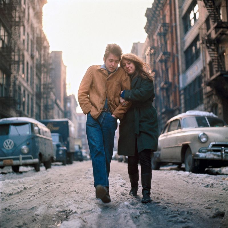Beautiful Photos of Bob Dylan and His Girlfriend Suze Rotolo During ...