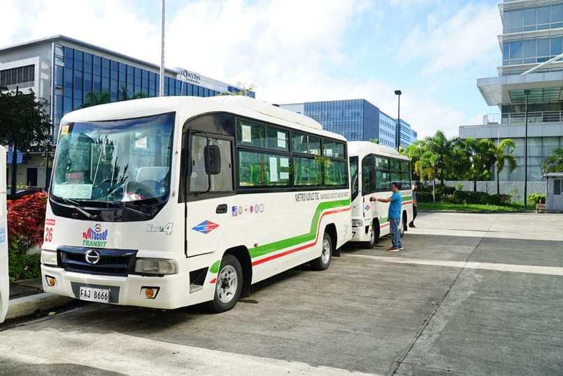 Iloilo City pioneers use of cashless buses outside Metro Manila