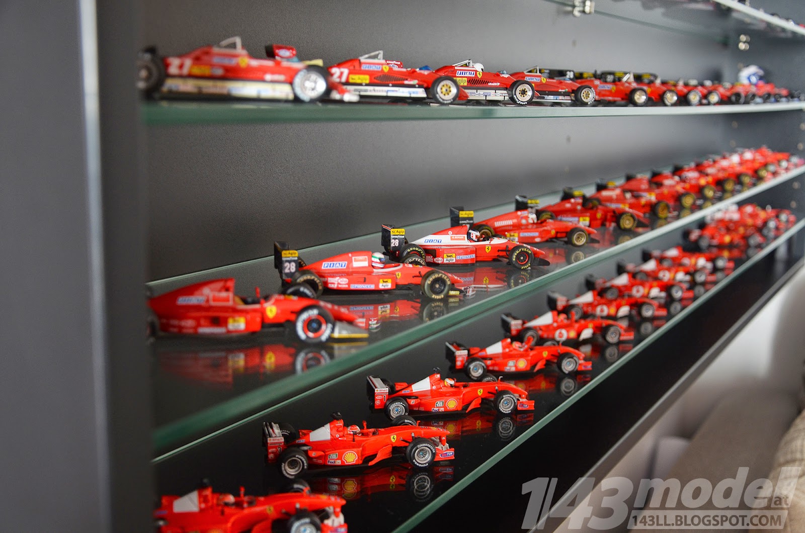 143modell: Ferrari F1 kolekcija / collection