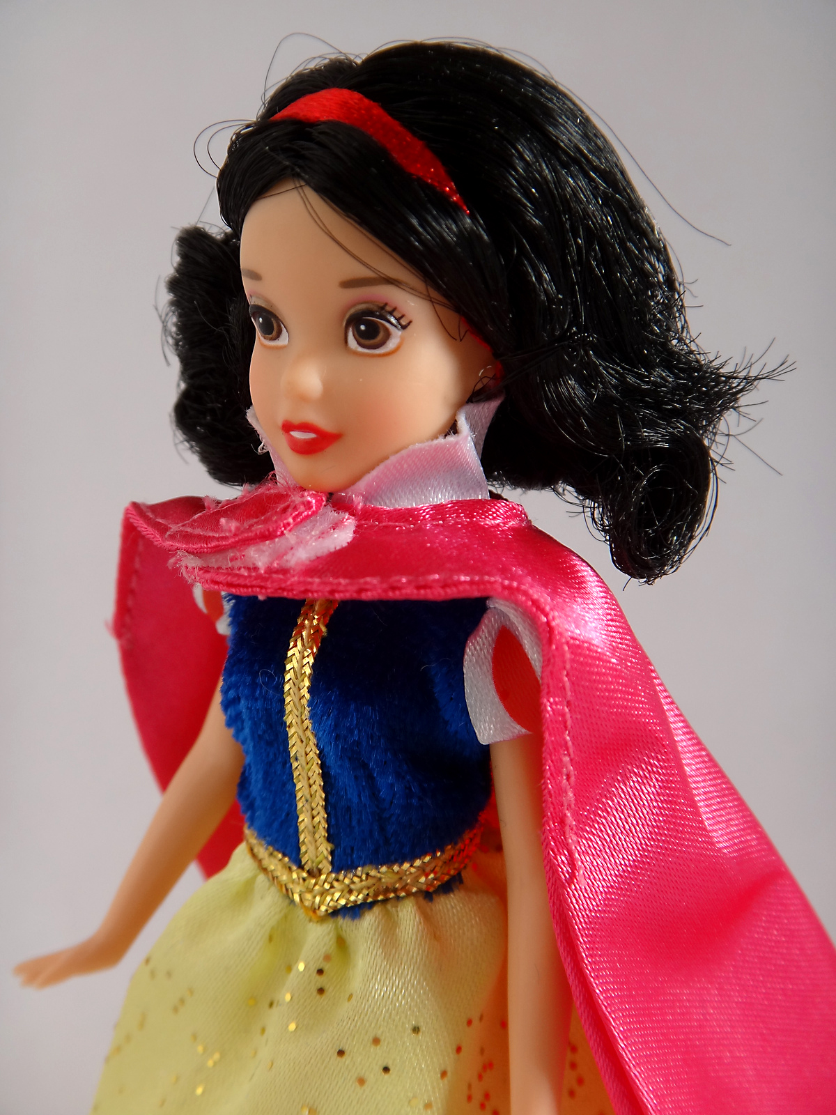 Filmic Light - Snow White Archive: 2010-2012 Snow White Mini-Dolls