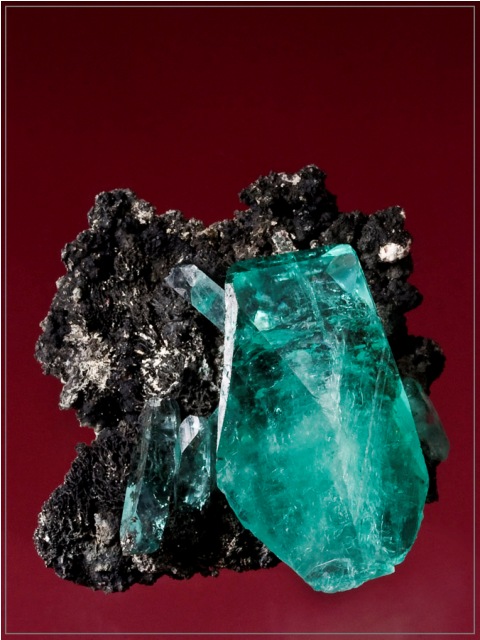 Phosphophyllite - Gem Dictionary