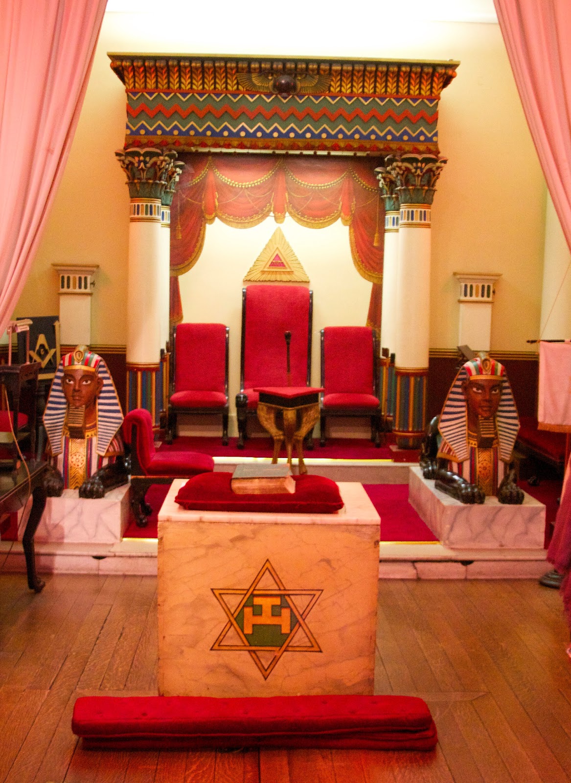 Grand lodge of ireland freemasonry revealed... at Ask Trapper, with ...