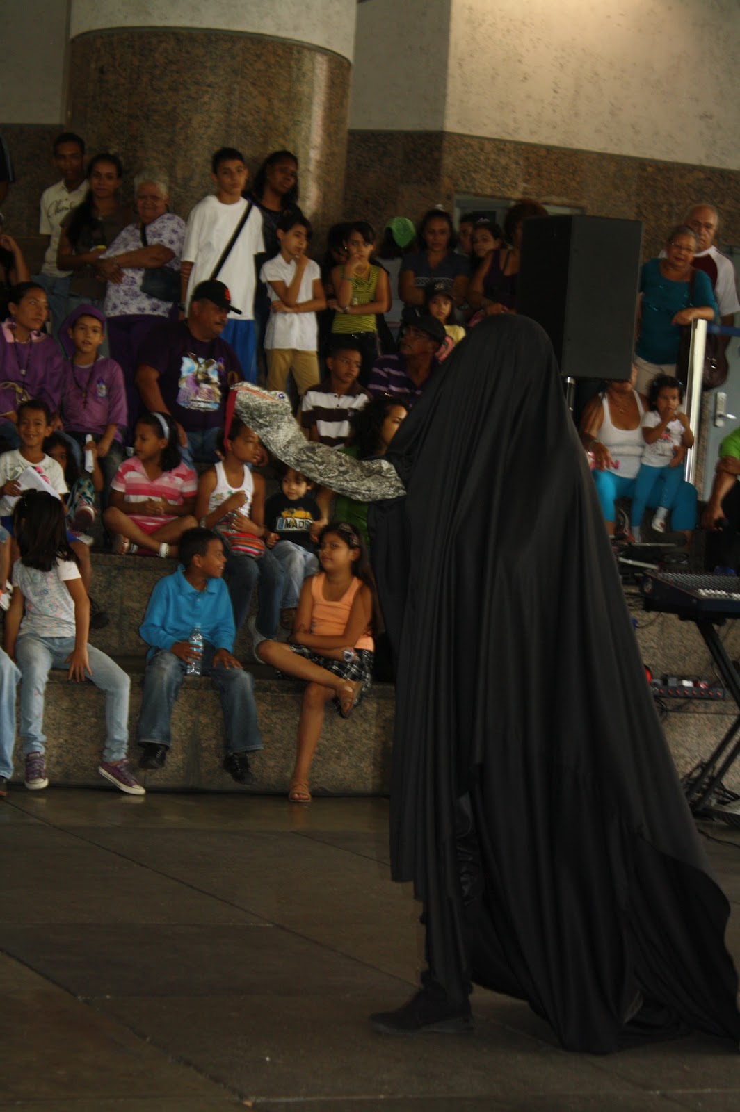 TITERES TUQUEQUE (Caracas, Venezuela): Cinco panes y dos peces, entre ...