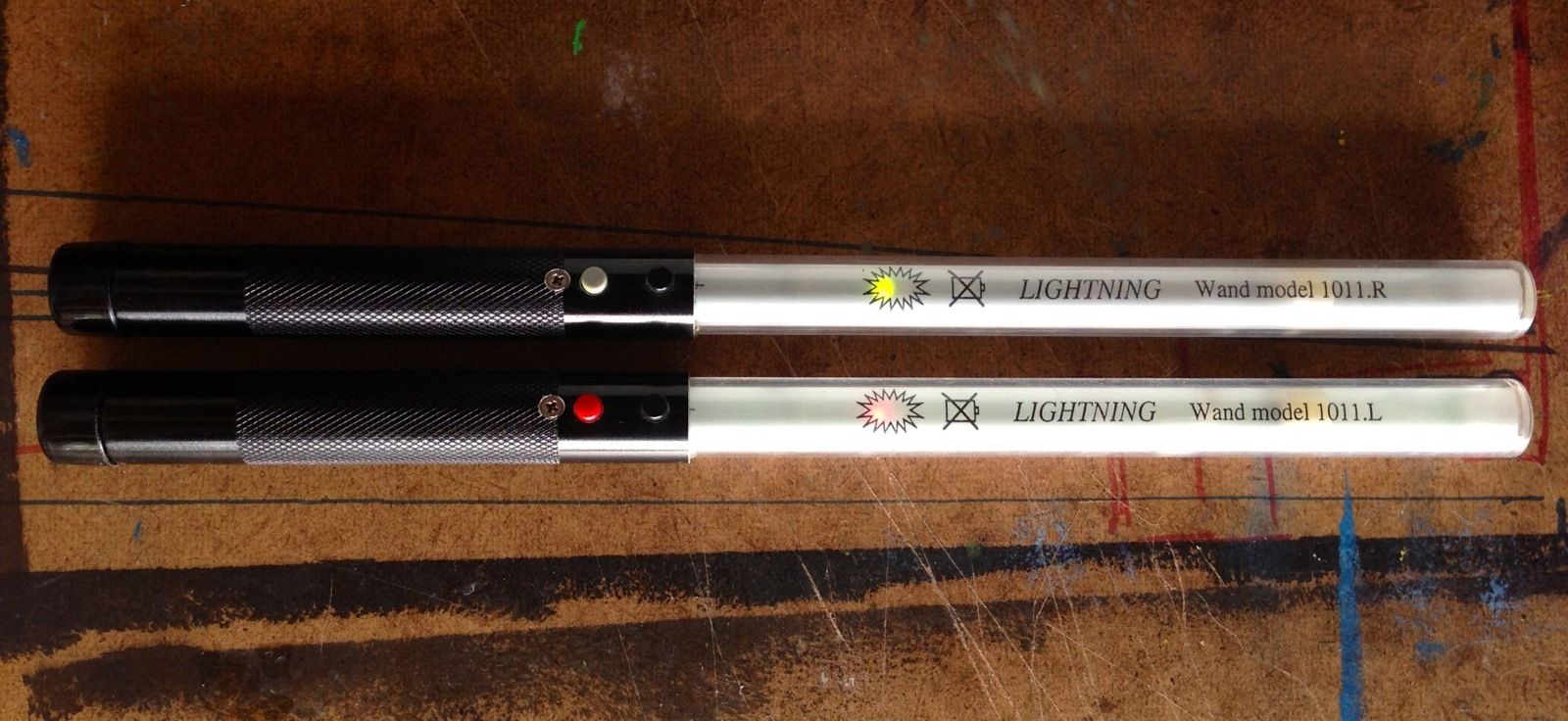 MATRIXSYNTH: Buchla Lightning MIDI controller with 2 wands