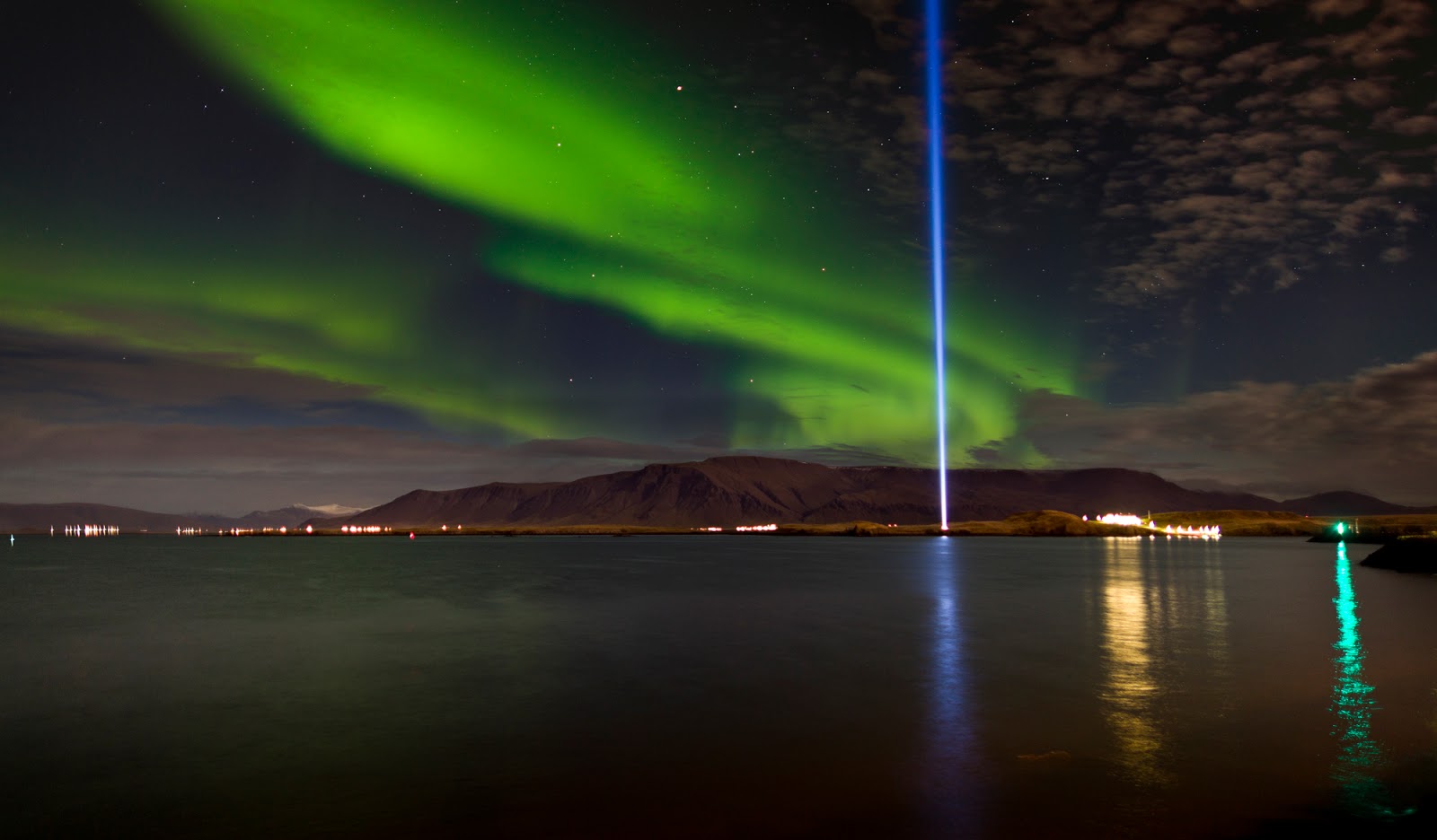 BeatlesTalk: De Imagine Peace Tower als monument voor John Lennon