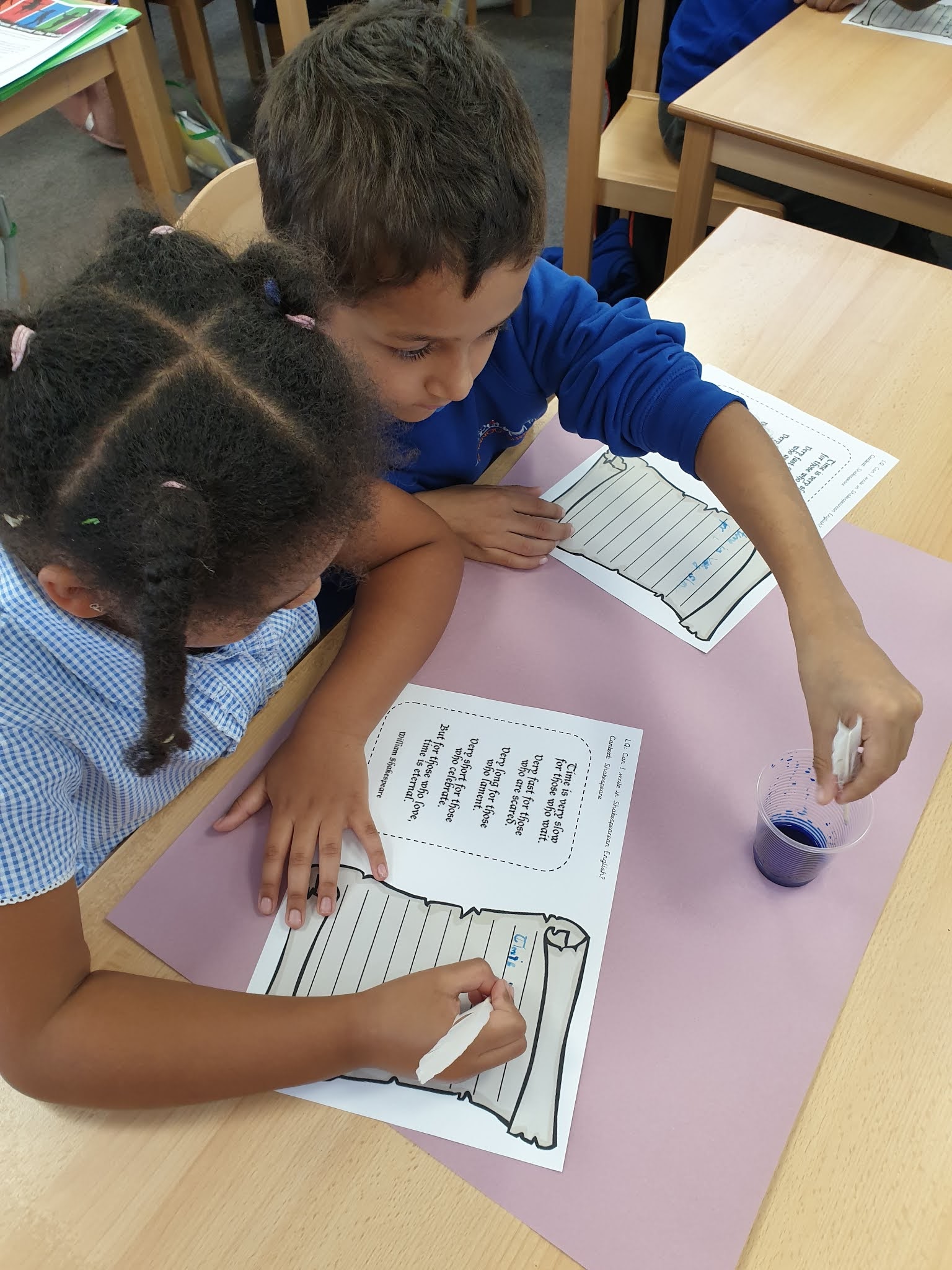 Bannockburn Primary: Science experiments and writing with quills in Year 3!