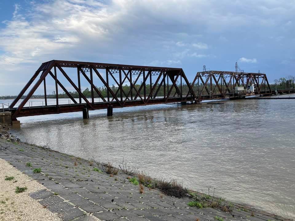 Industrial History: UP/SP and I-10 (Westlake) Bridges over Calcasieu ...