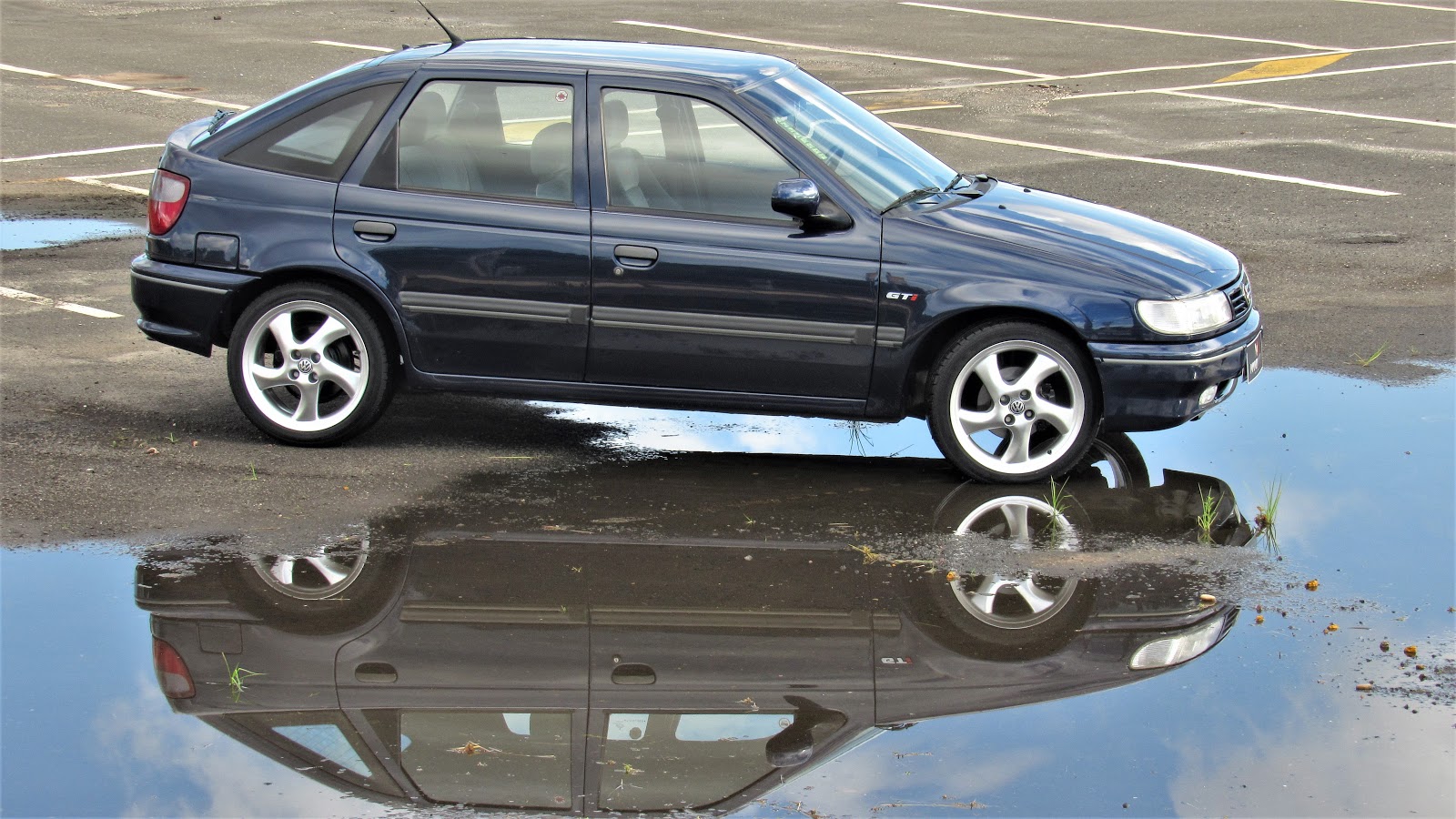 A sensação de guiar o Volkswagen Pointer GTi 1996!