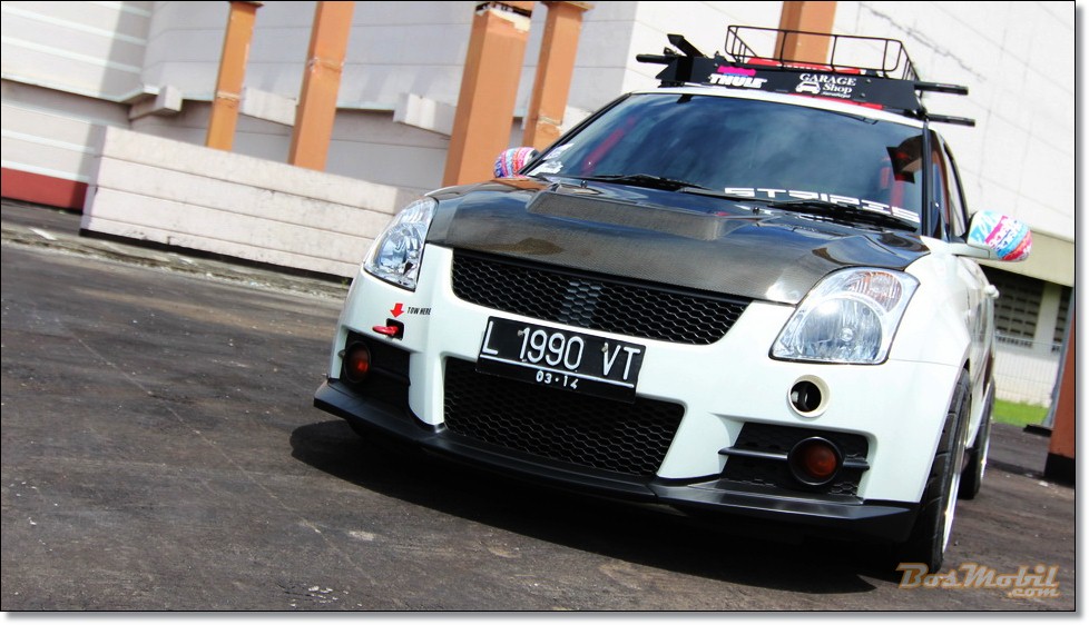 Modifikasi Suzuki Swift Putih Hitam Samurai | Modifikasi Otomotif