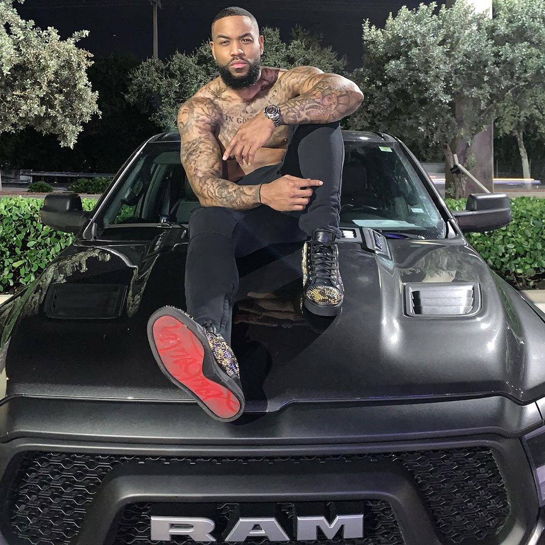 Instagram : Joshua Benoit has about 400k instagram followers on his ...