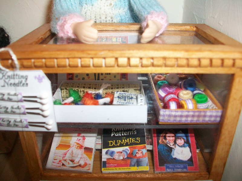Paula's Dollyland: Knitting Pretty wool shop!