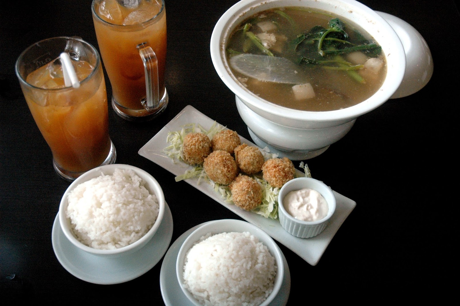 DUDE FOR FOOD: Soup's On: Ombu Kusina's Sinabawan Specials