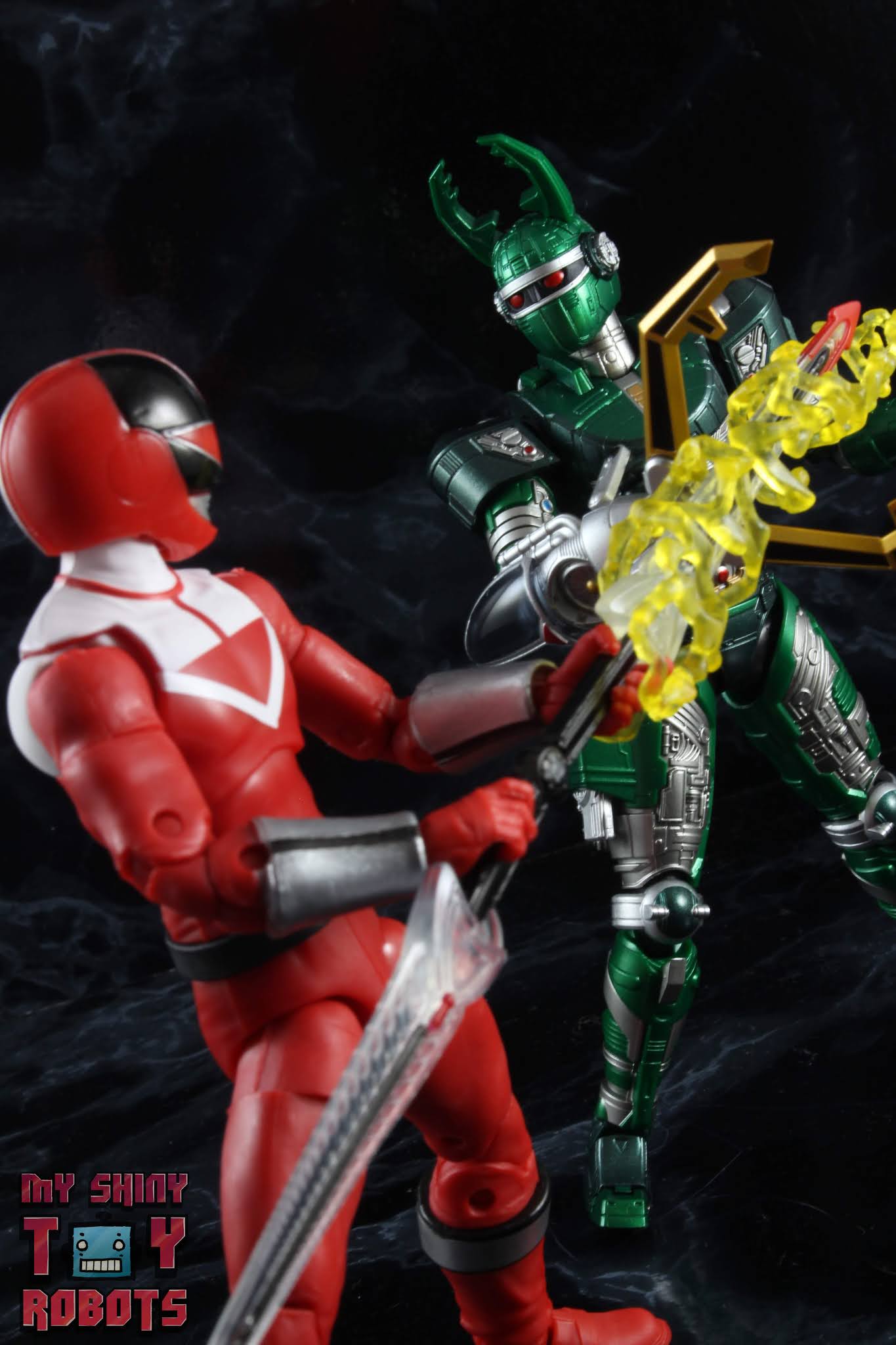 My Shiny Toy Robots: Toybox REVIEW: Power Rangers Lightning Collection ...