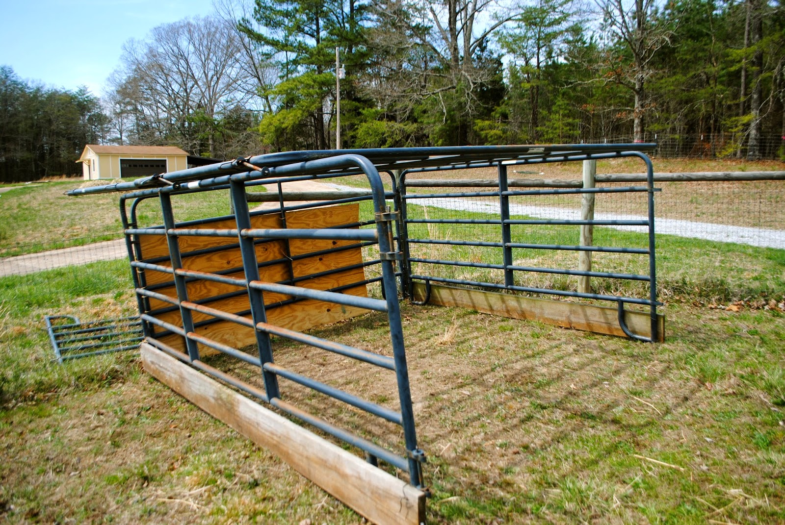 Adventures on Zephyr Hill Farm: How to Make a Shade Shack from Corral ...