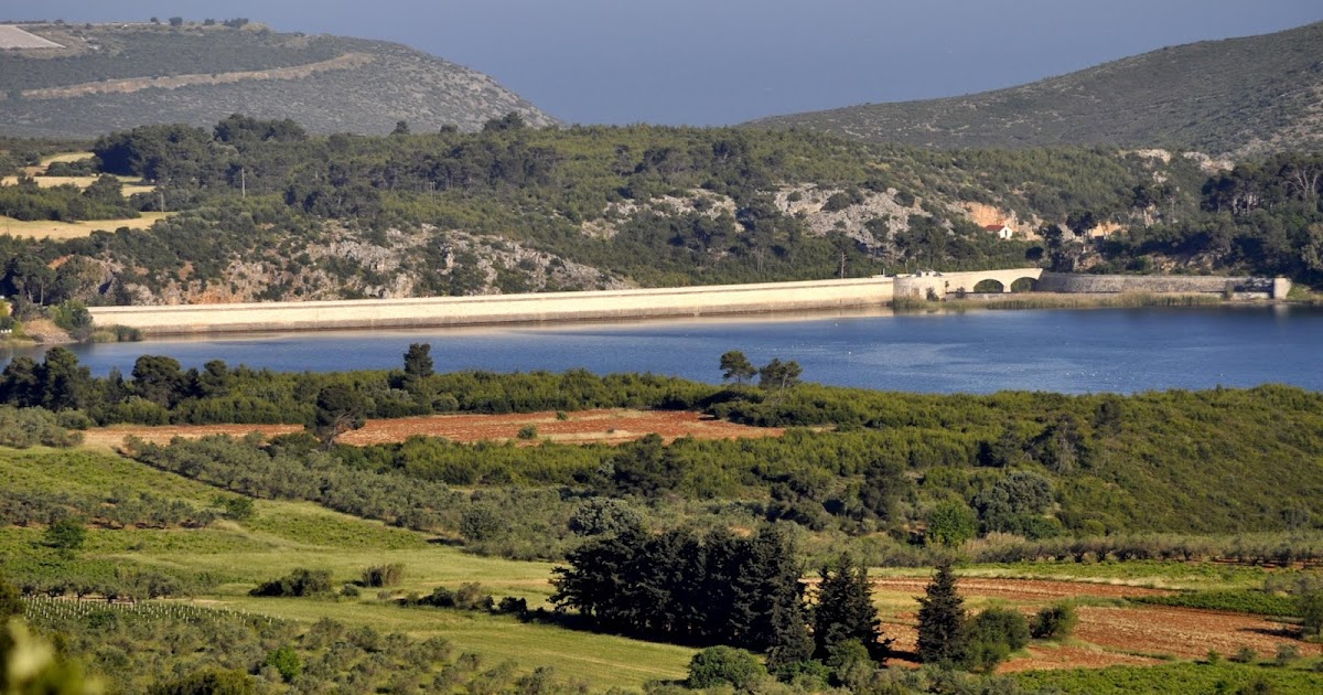 Λιμνη Μαραθωνα