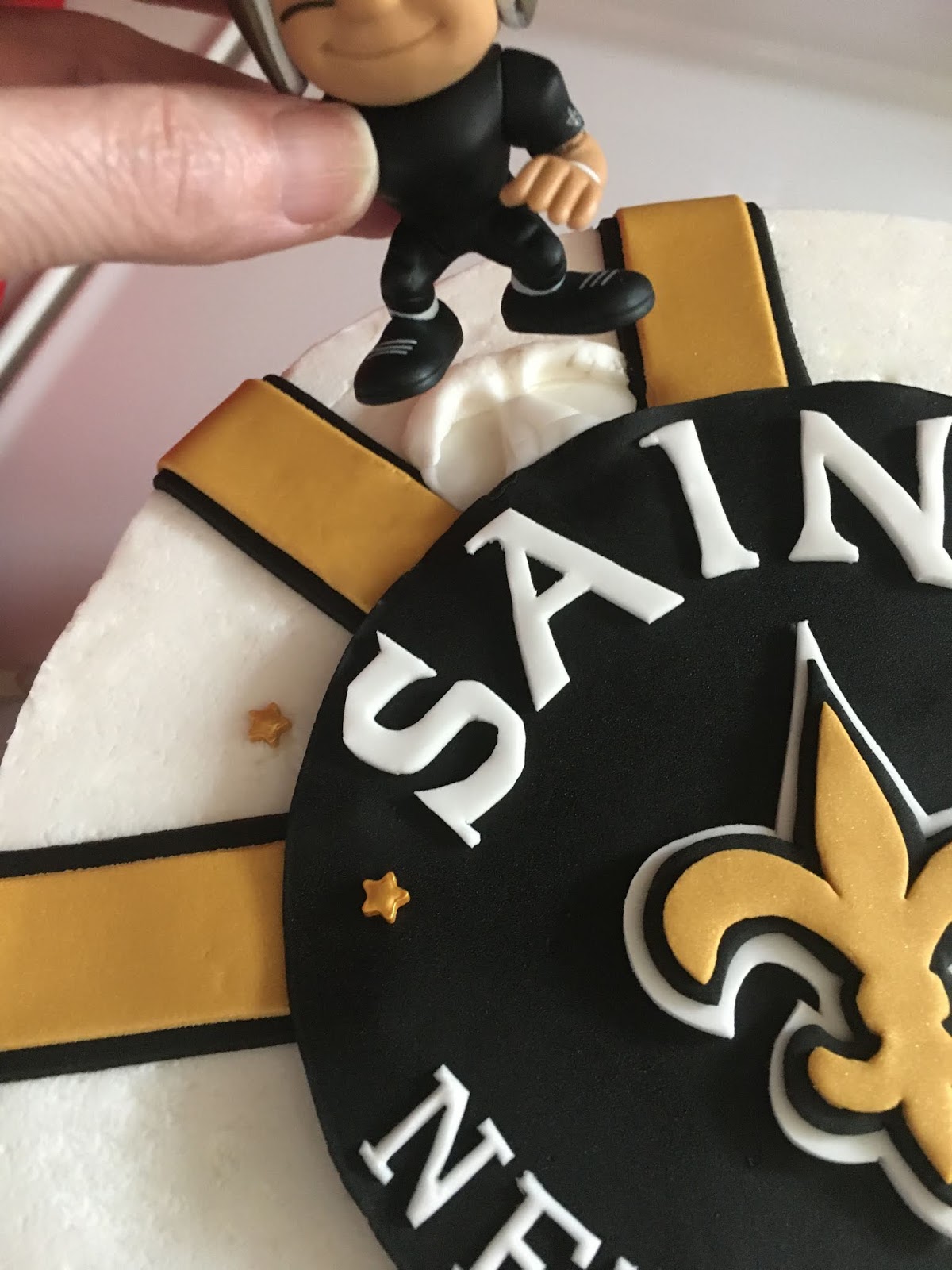The Bake More: New Orleans Saints Cake
