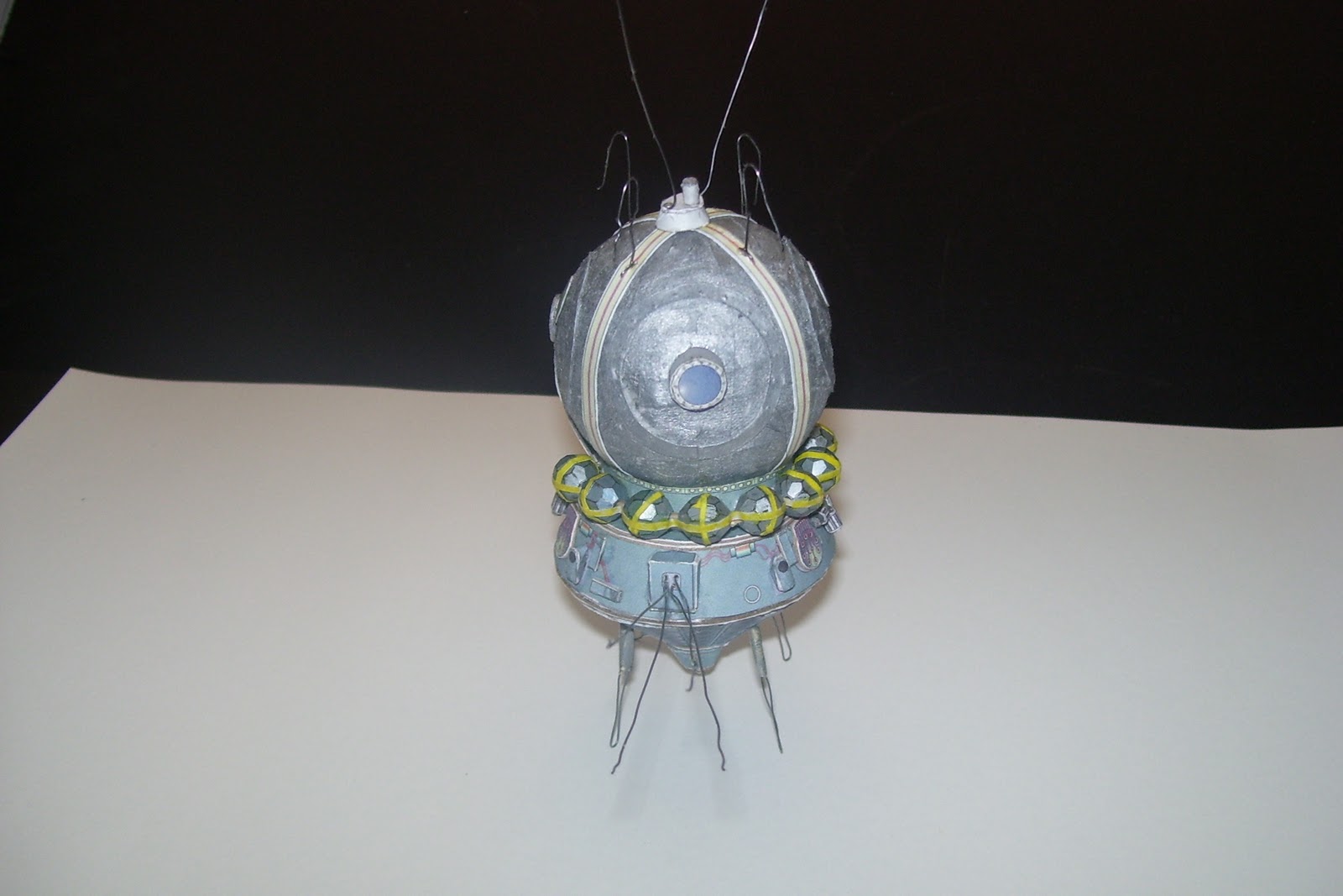 John's Paper Models etc: Leo Cherkashyn's 1/48 Vostok