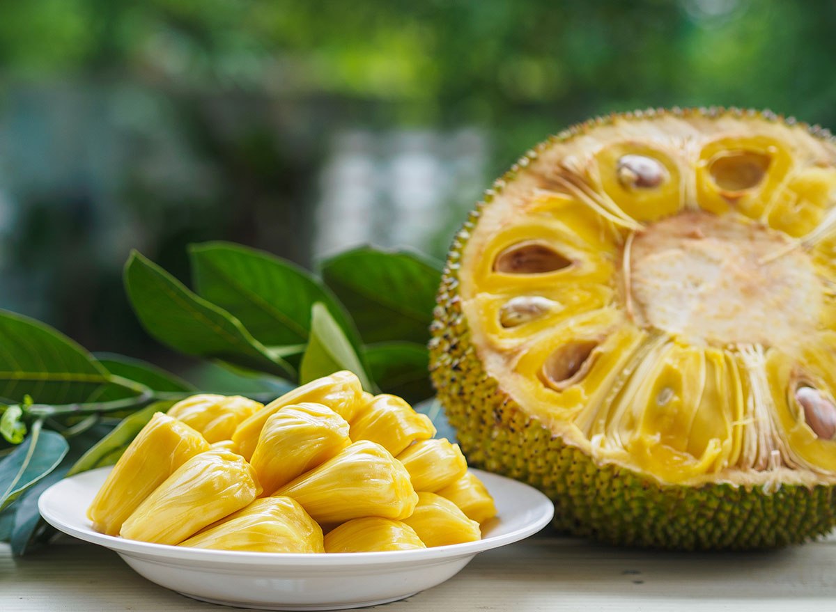 Jackfruit - Health benefits, application, chemical constituents, side ...