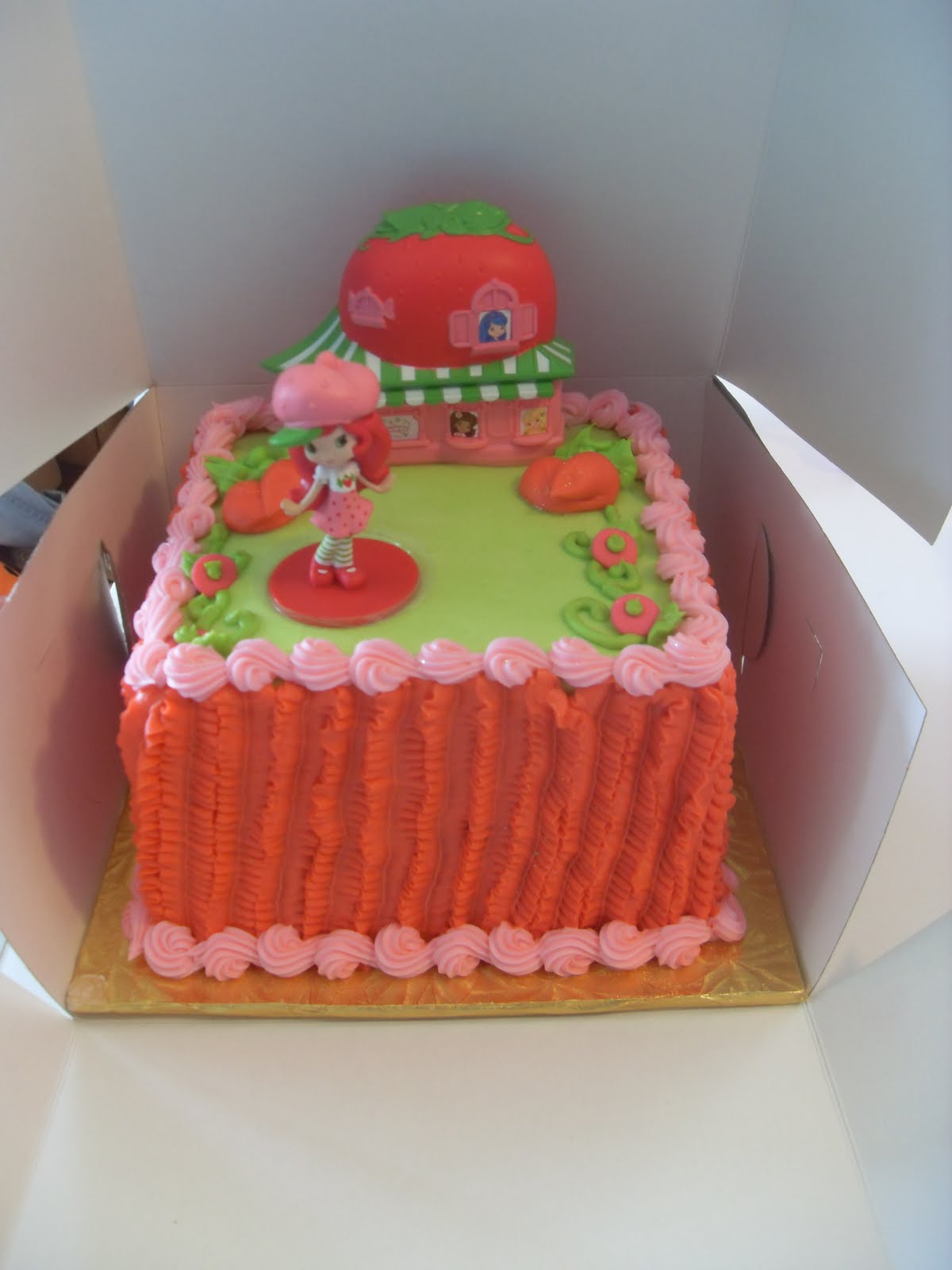 Chibi Delight Cakes: Strawberry Shortcake Cake