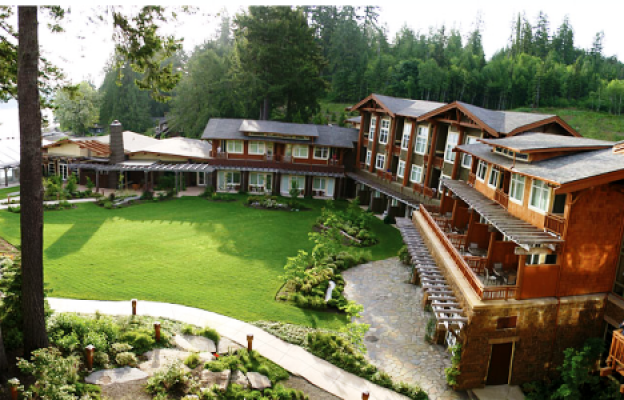 Redefining the Face Of Beauty : The Best Waterfront Resorts & Lodges ...