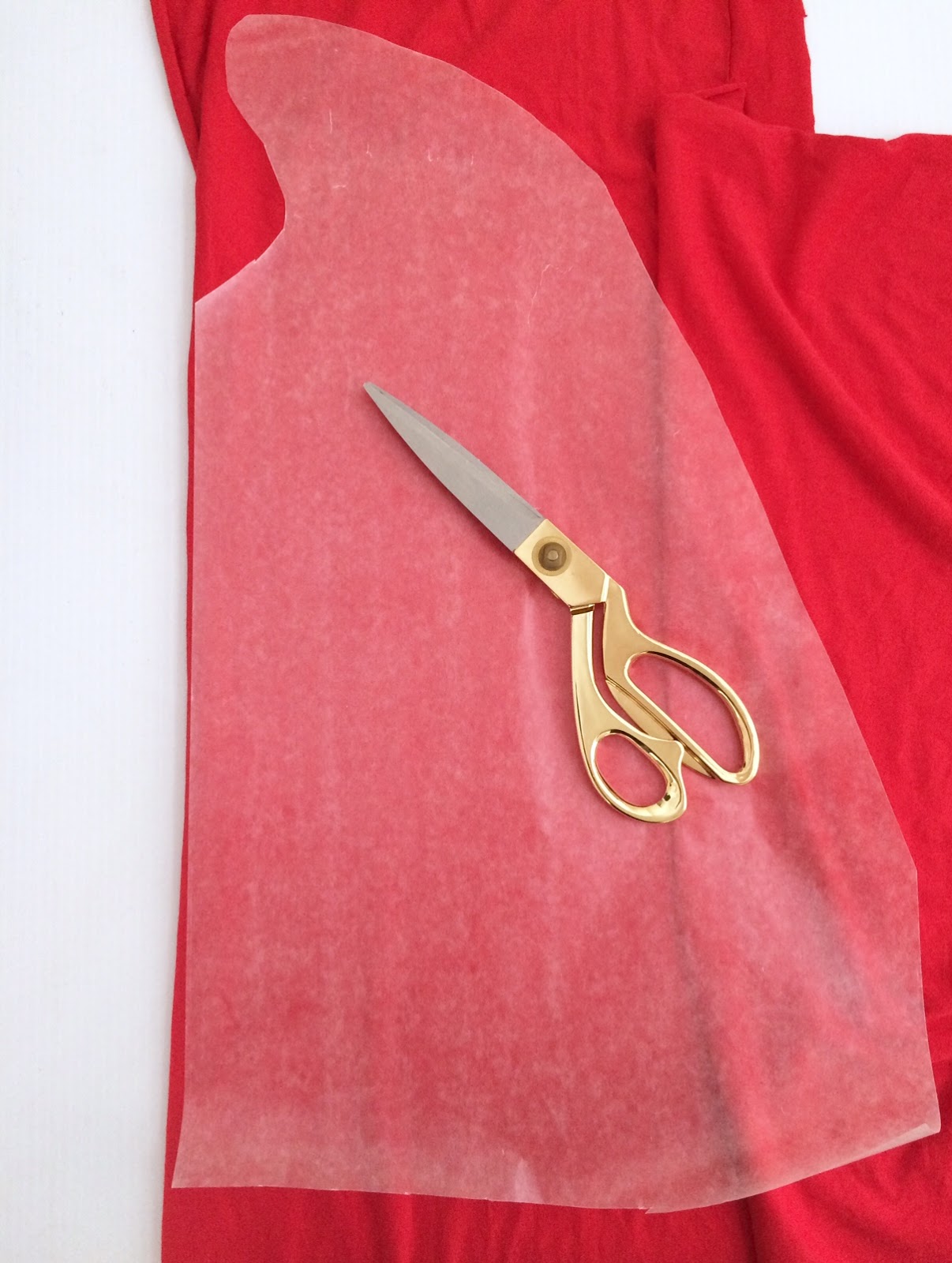 DIY No Sew Super Hero Cape - Harlow & Thistle