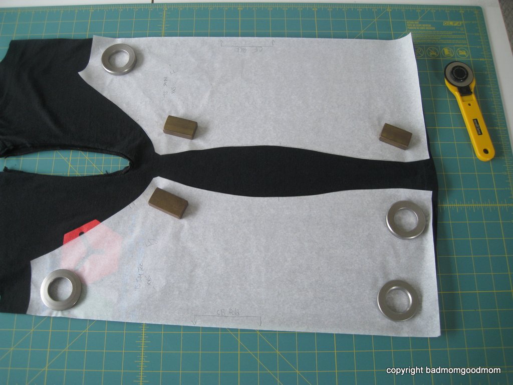 Bad Mom, Good Mom: Photo tutorial: reclaim the embedded water in a t-shirt