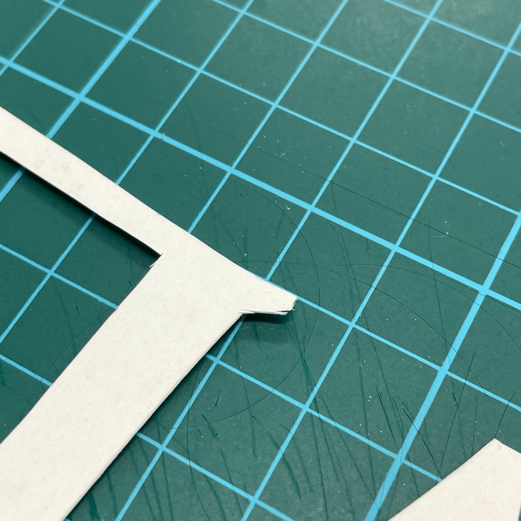 Paper Ponderings: Paper letter cutting