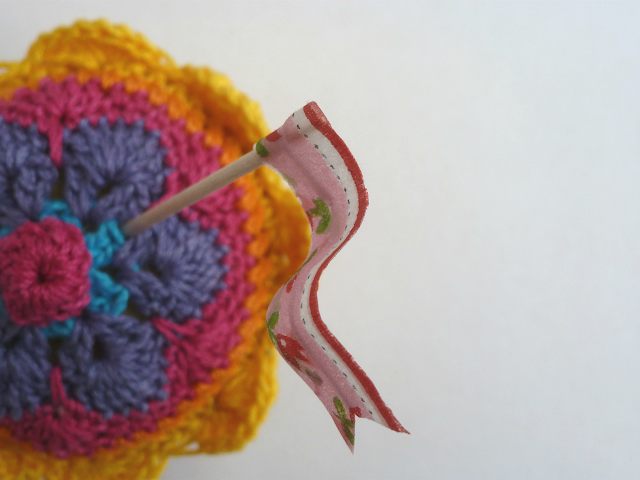 Tutorial banderitas: Papeles Pequeños