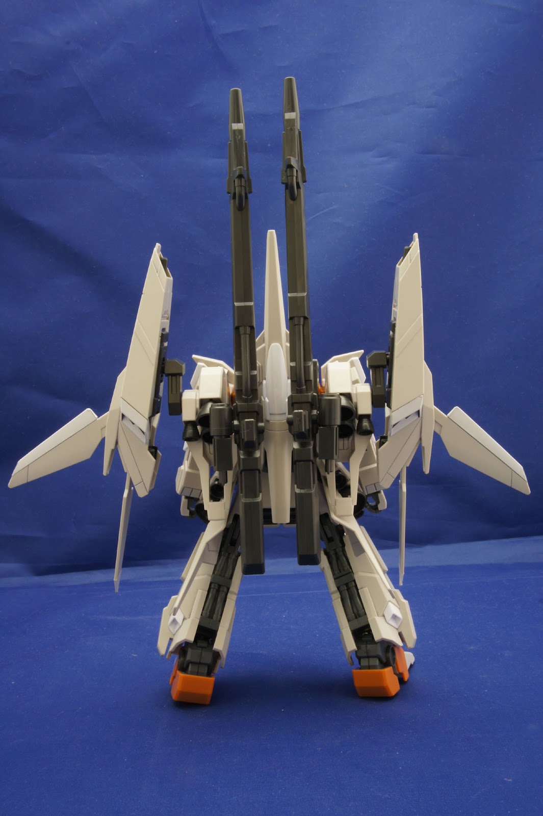 GUNDAM GUY: HGUC 1/144 ReZEL Type C [Defenser b-Unit] [GR] - Review Images