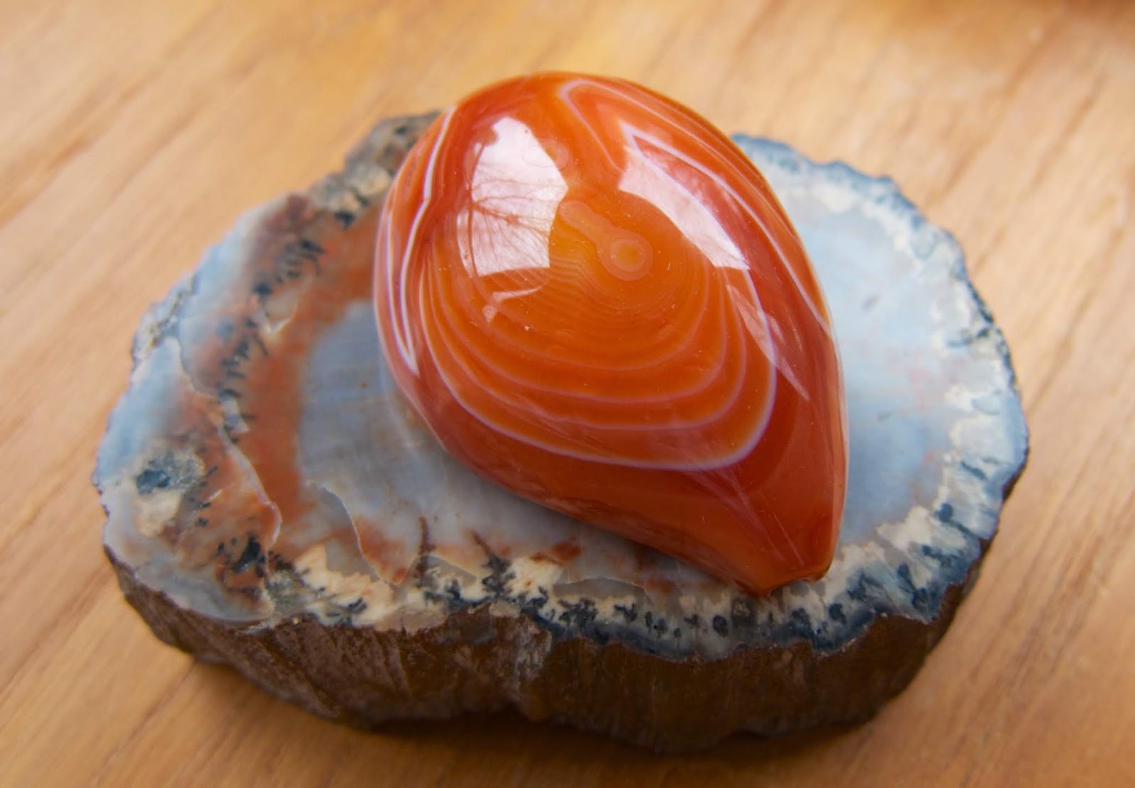 ANGELA Y PIEDRAS: Cornalina