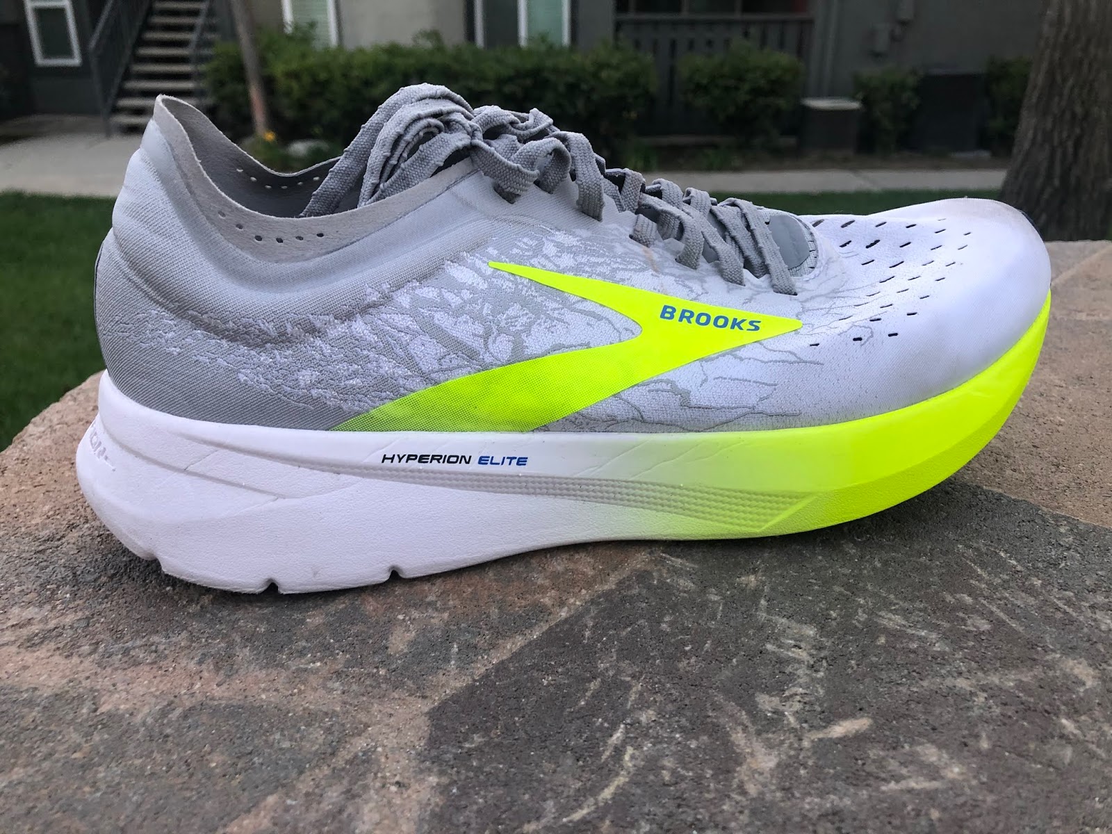 Brooks Hyperion Elite Review - DOCTORS OF RUNNING