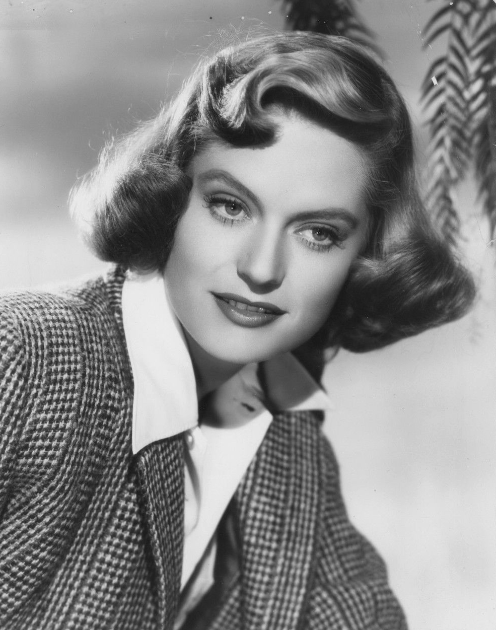 It's The Pictures That Got Small ...: THE TUESDAY GLAMOUR 15!