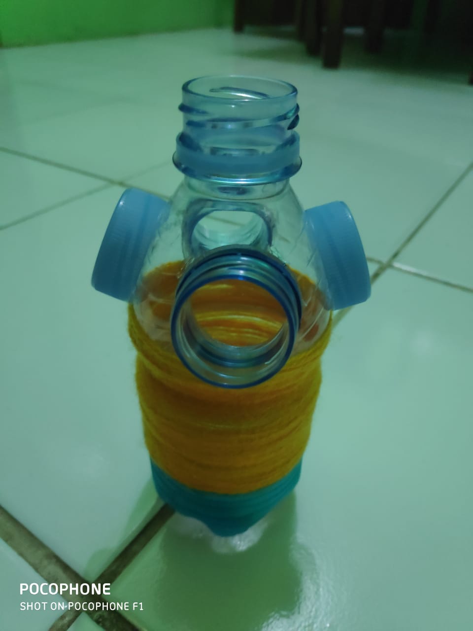 Kreasi Prakarya: Membuat Kerajinan dari Botol Plastik