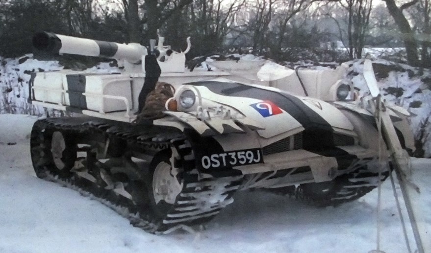 Mini Metal Mayhem: Snow Trac