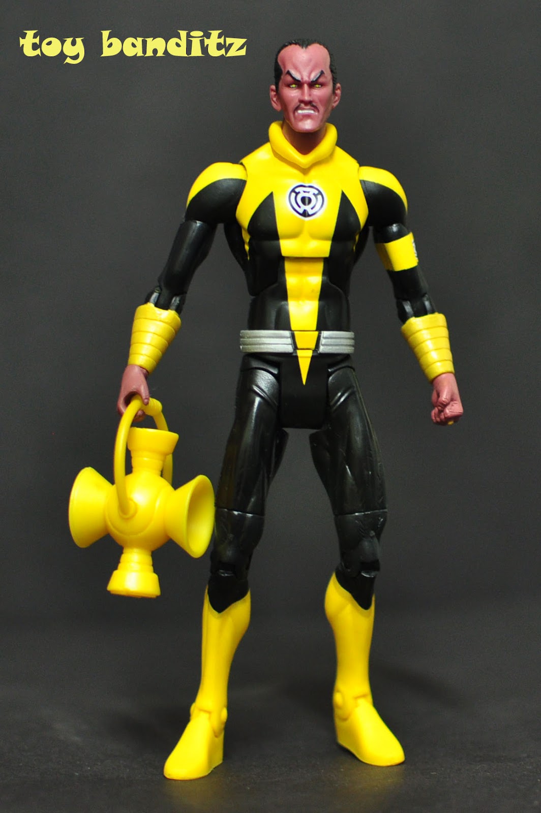 toy banditz: DCUC YELLOW LANTERN SINESTRO