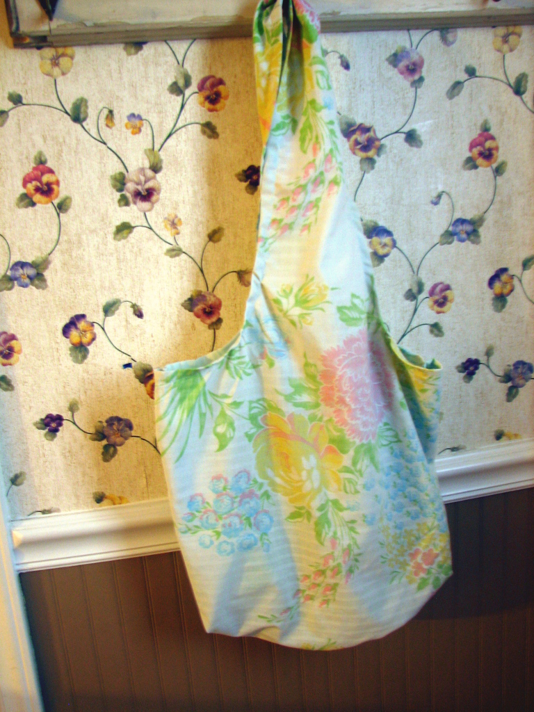 Mary Ann's House: Pinned It, Made It: Pillowcase Bag