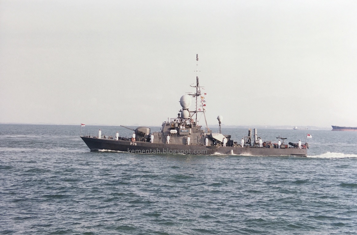 Senang Diri: Circuit breaker Day 18 pix: Republic of Singapore Navy RSN ...