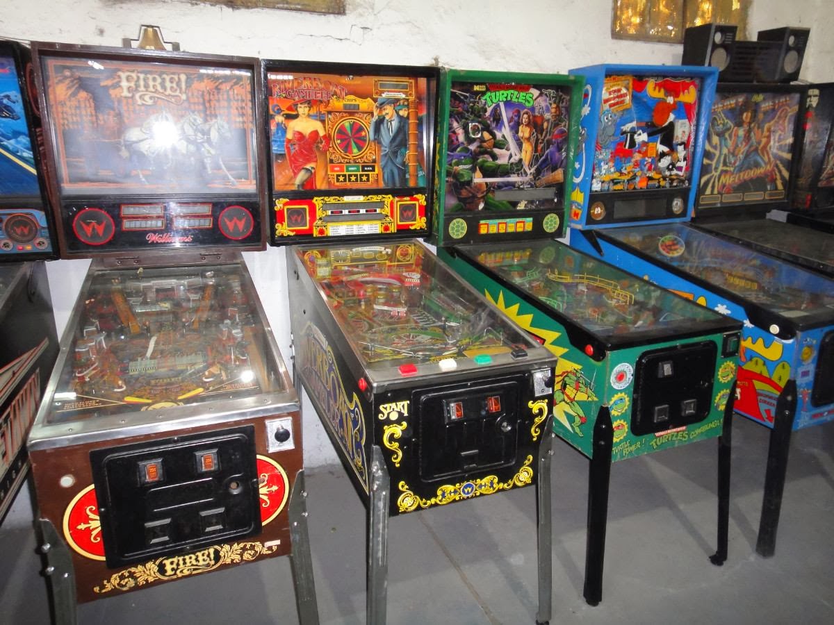 CHIODO SC(HI)ACCIA CHIODO: Il ritorno del flipper