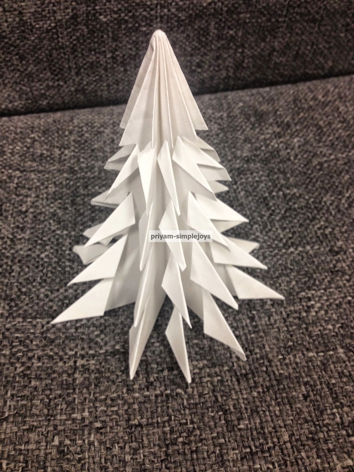 SimpleJoys: Paper Pine Tree/Christmas Tree